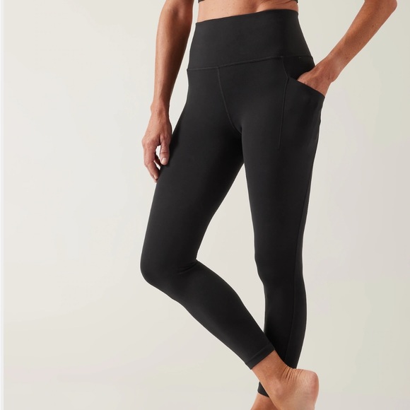 Athleta Salutation Stash Pocket Ii 78 Tight
